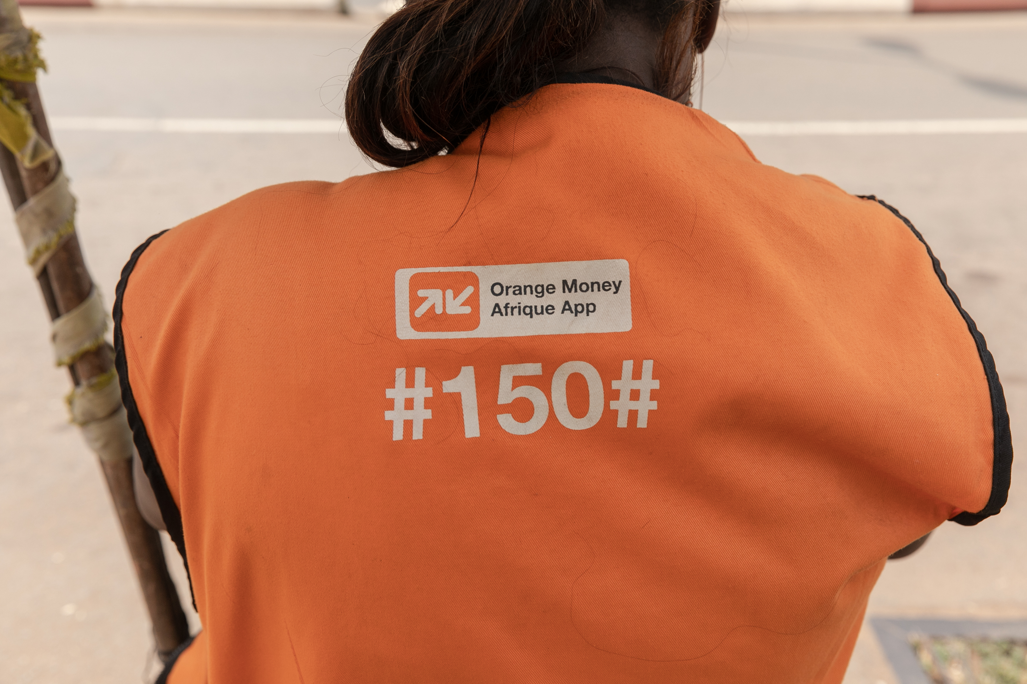 Cameroun : Orange Money baisse ses frais de retrait à 1 % du montant