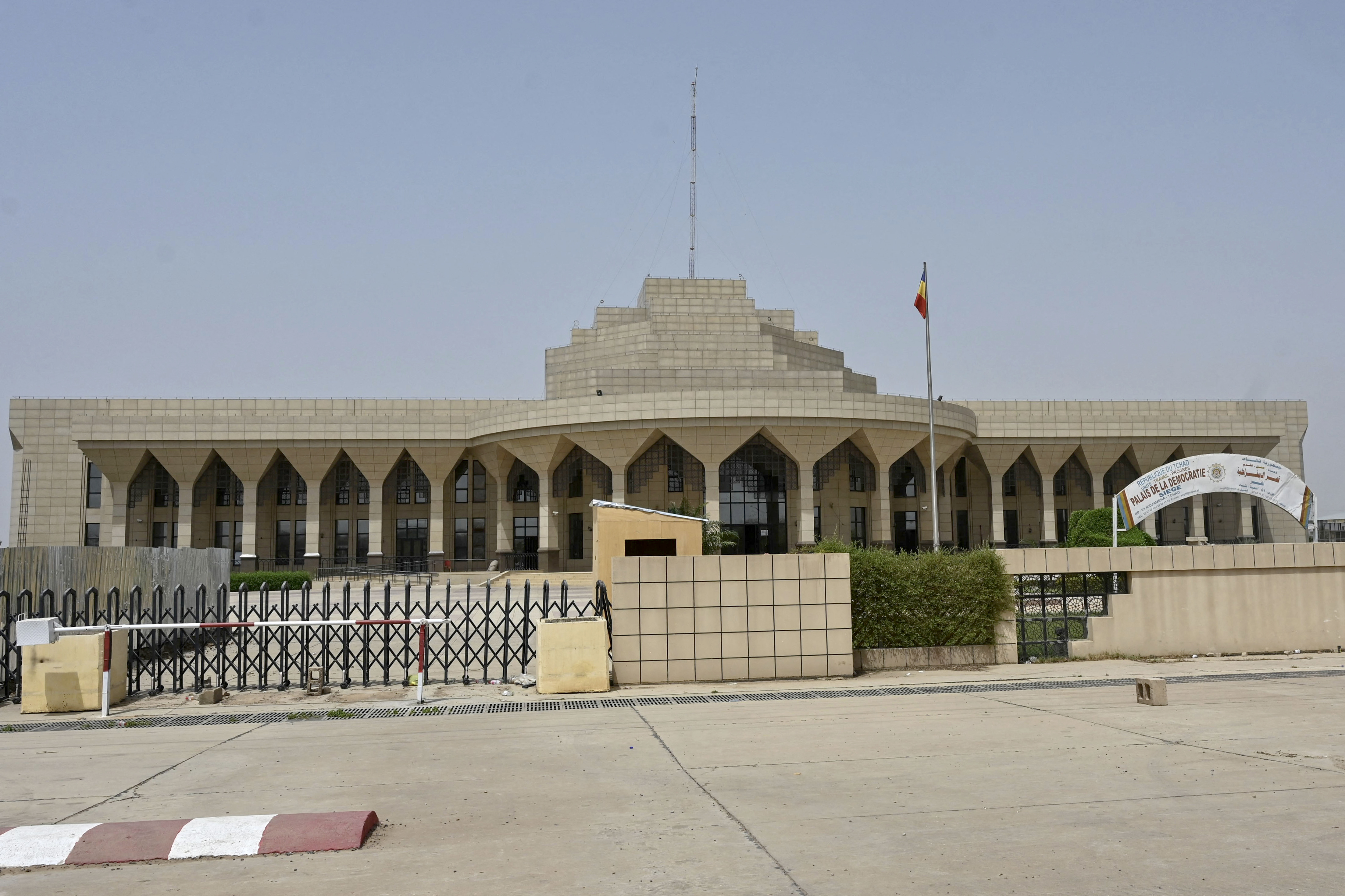 Tchad : l’Assemblée nationale vote pour un septennat présidentiel illimité